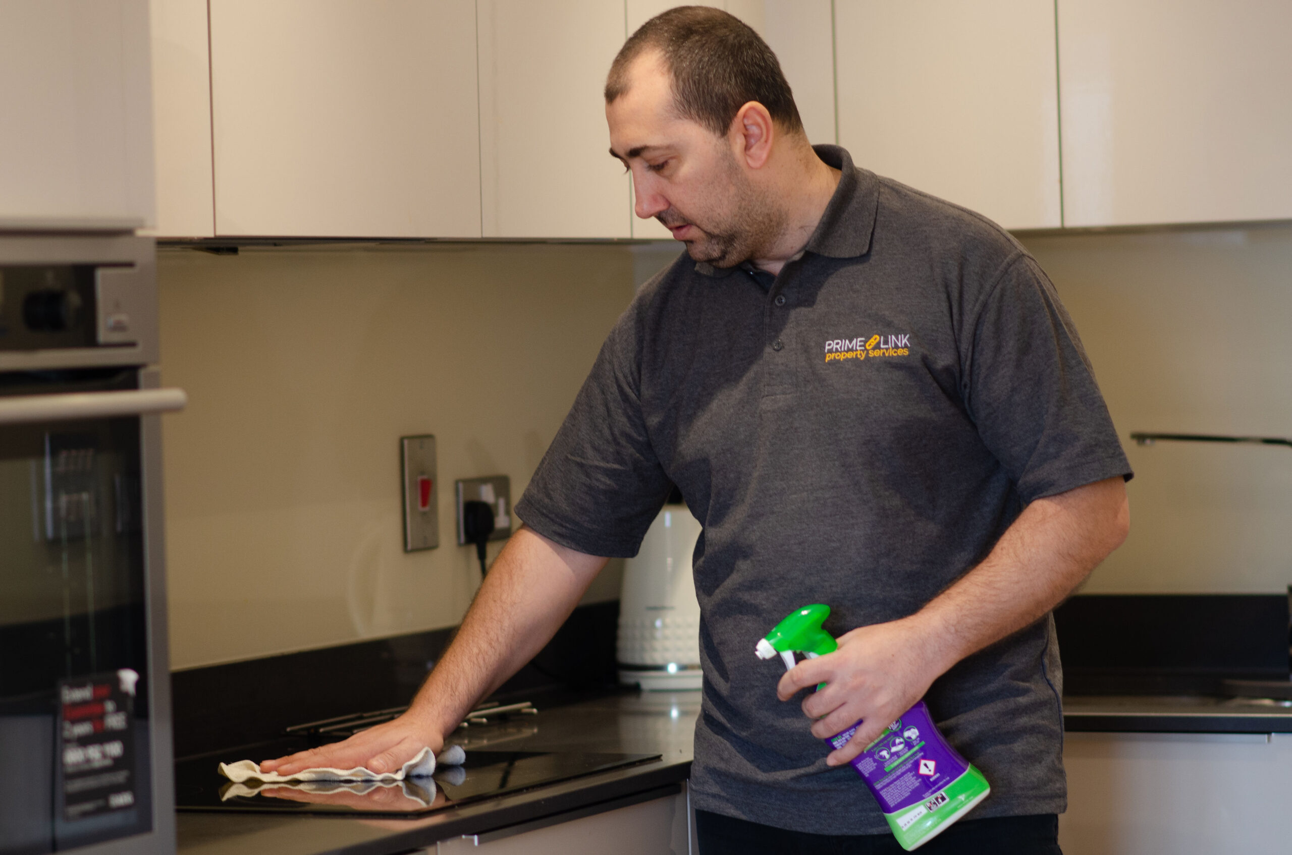 Professional Cleaning - Prime Link Property Services